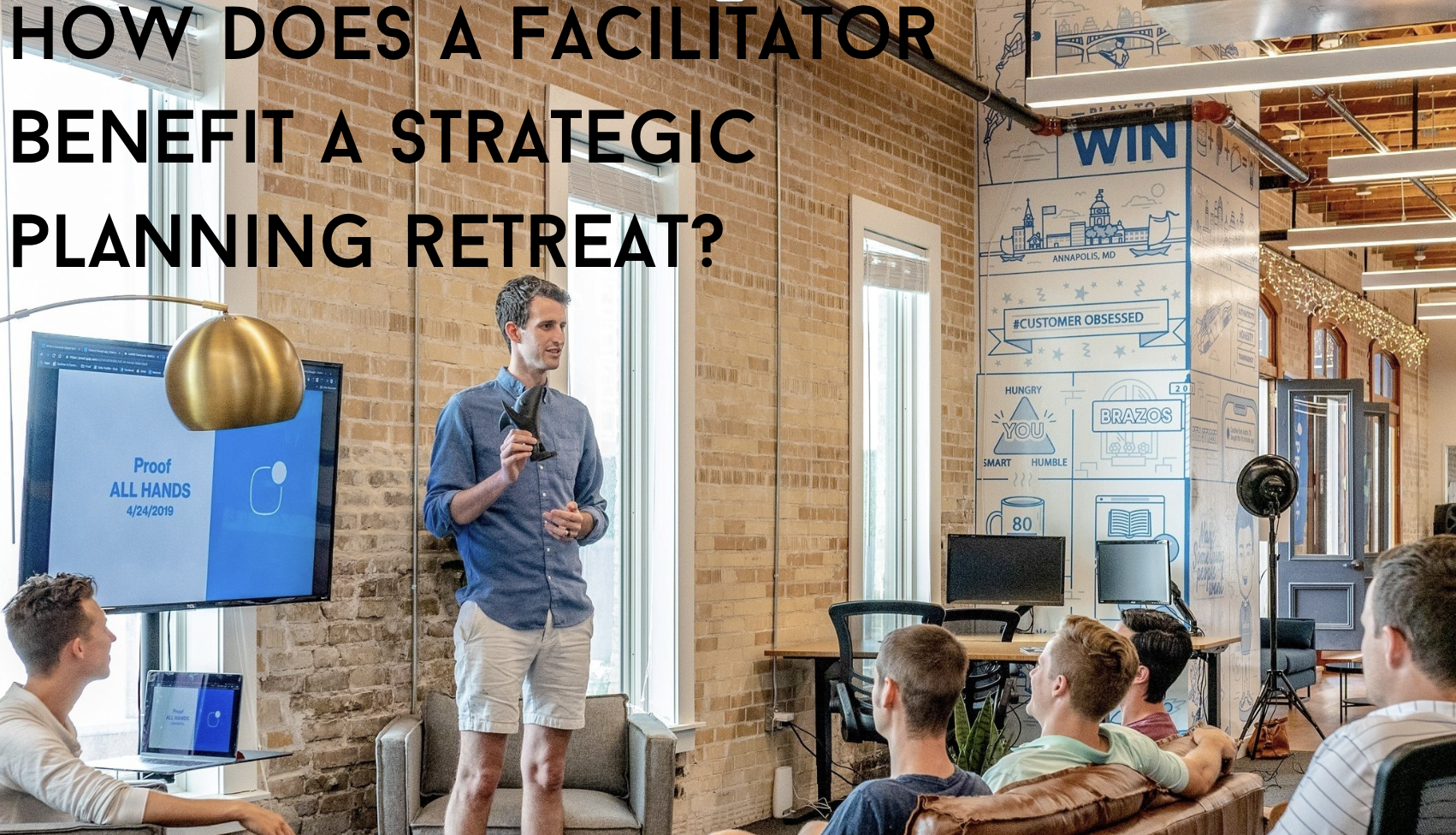 How does a facilitator benefit a Strategic planning retreat?